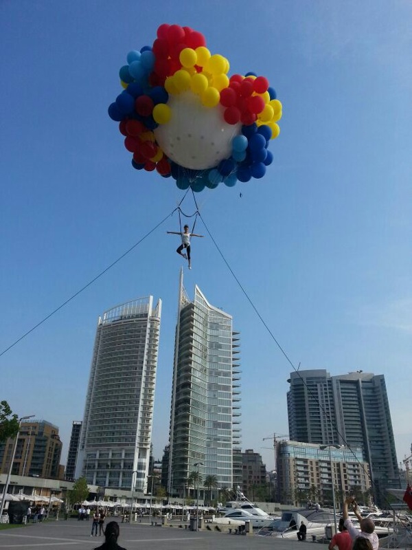 Helium Flying Spheres | Helium Flying Balloons | Catalogue | Fly Away s ...